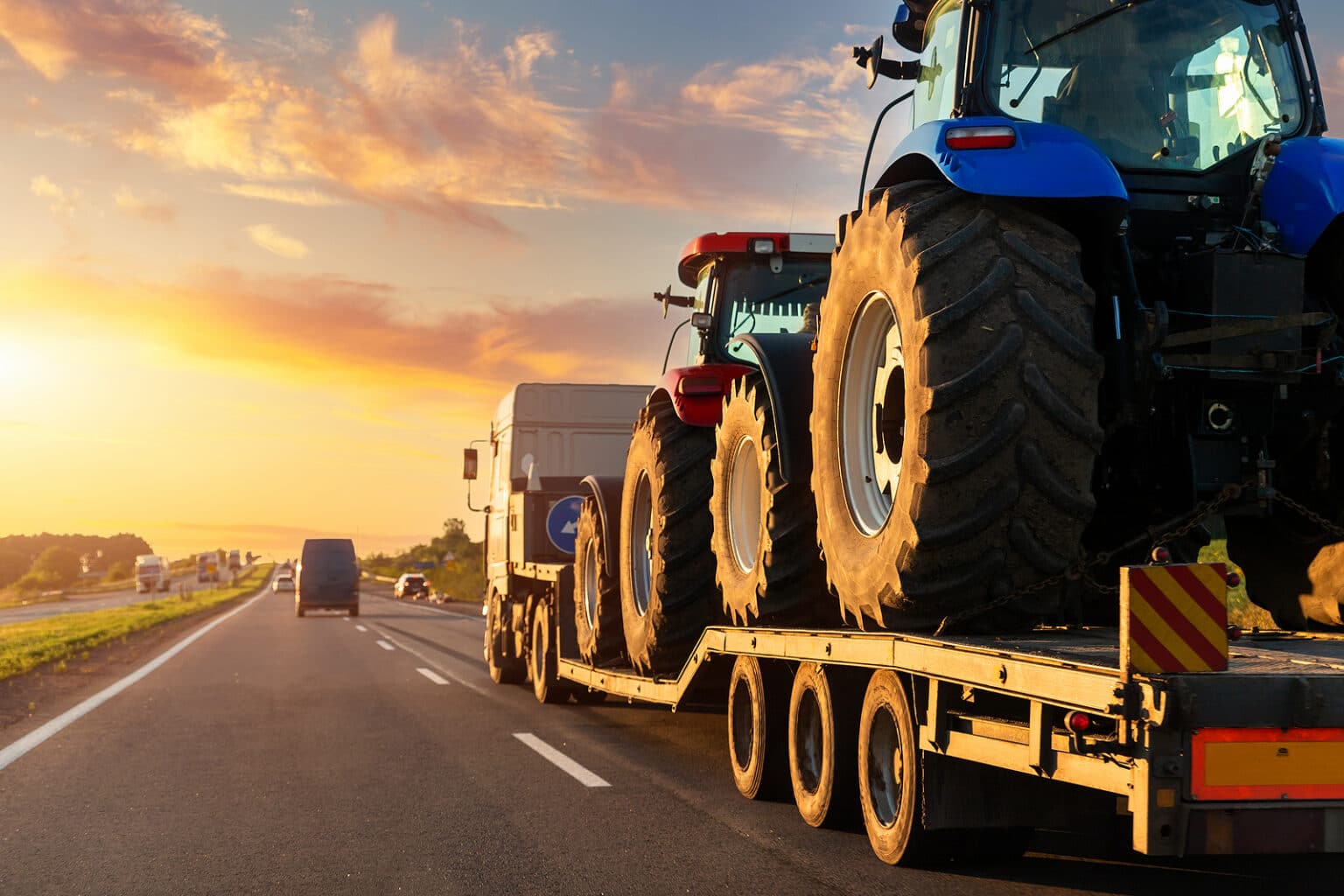 Types of Heavy Haul Trailers - Stronghold Truck Repairs
